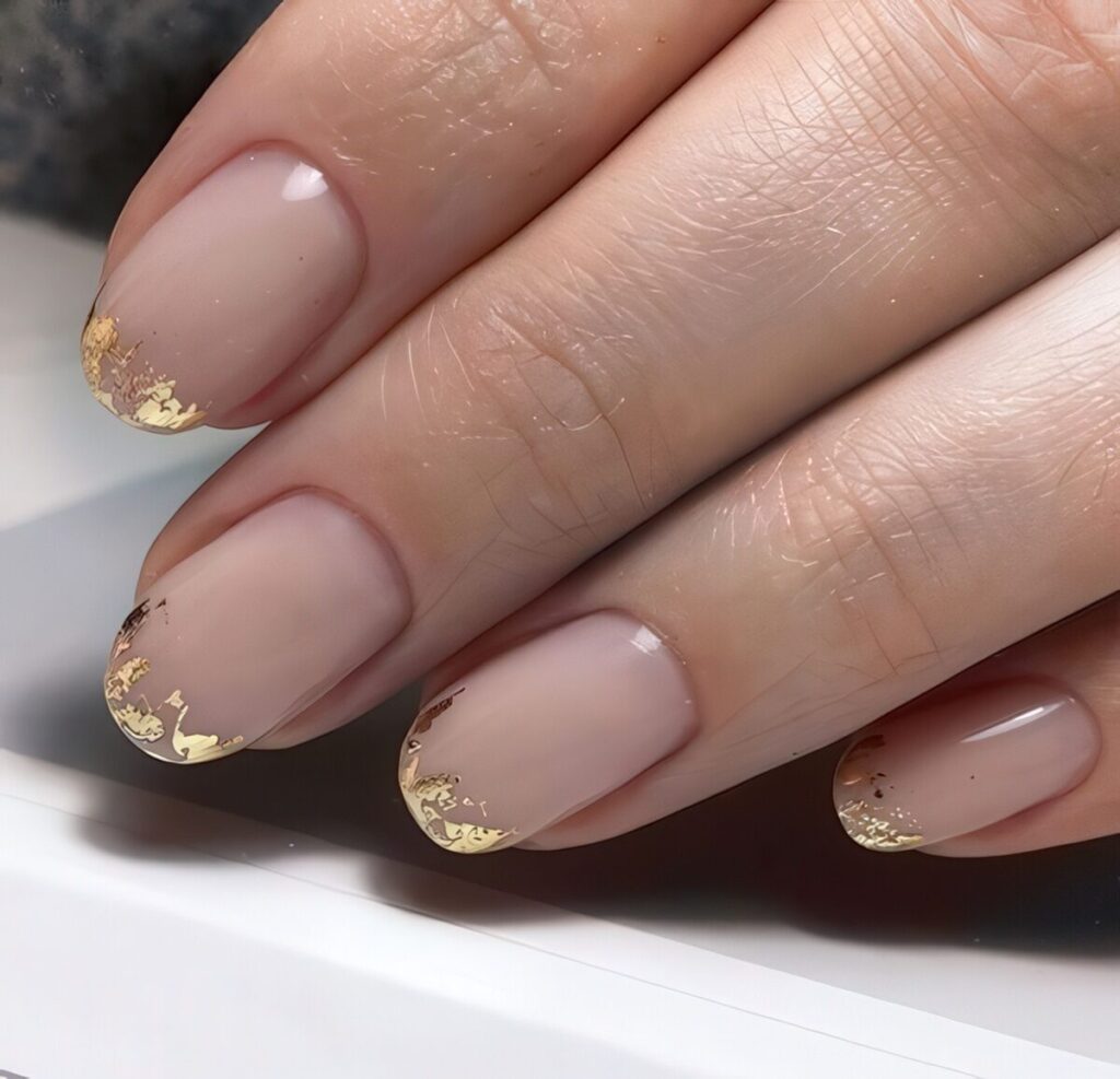 3 Trendy Hot And Cool Nail Arts with 15 Examples - Cafe Makeup