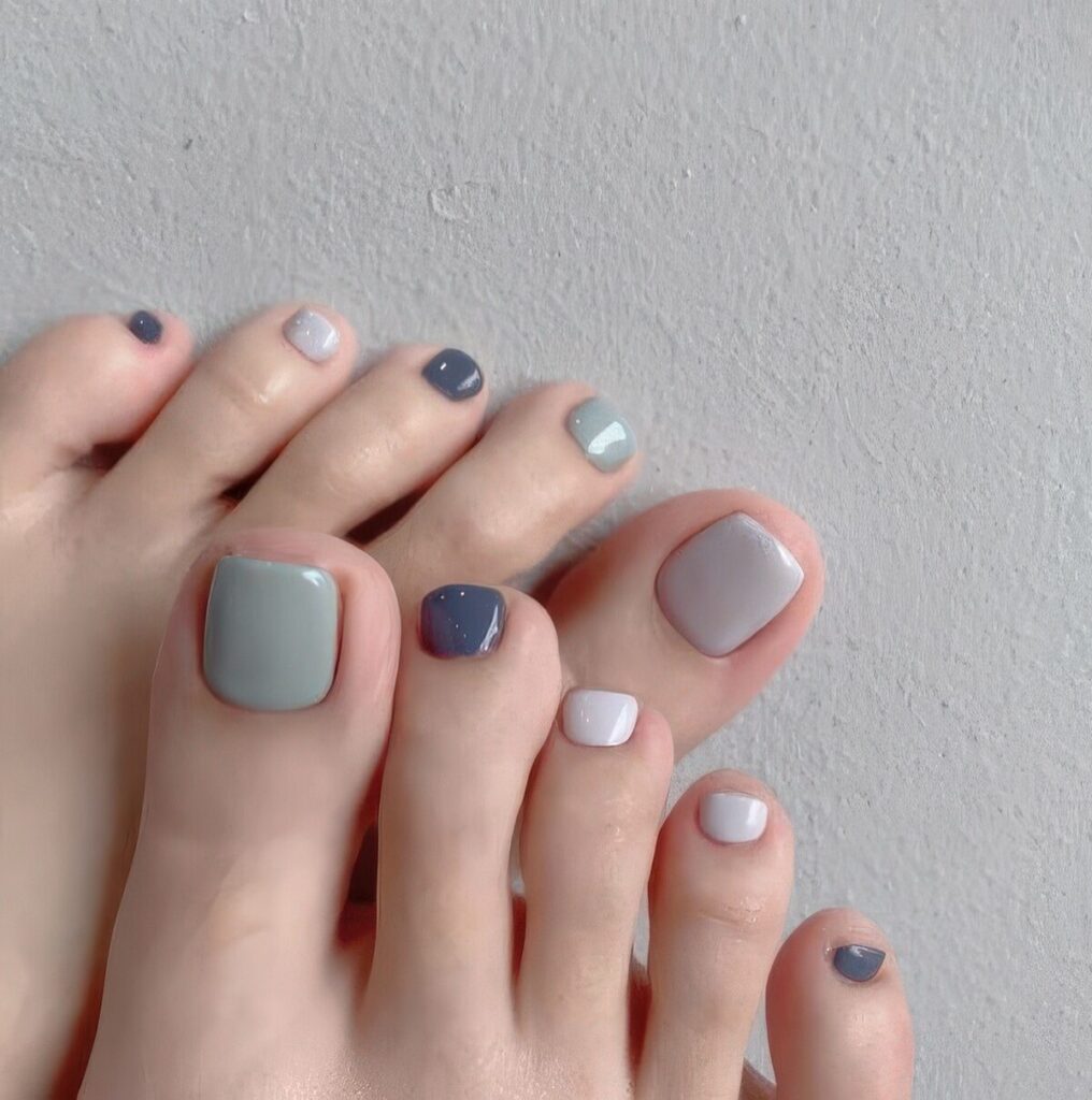 21 Inspiring Toe Nail Ideas for a New Look - Cafe Makeup