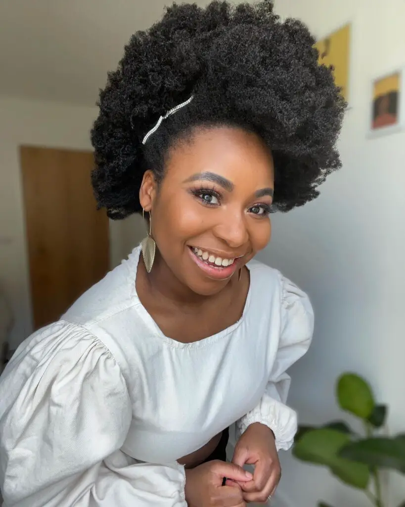 30 Trending Summer Hairstyles for Black Women - Cafe Makeup