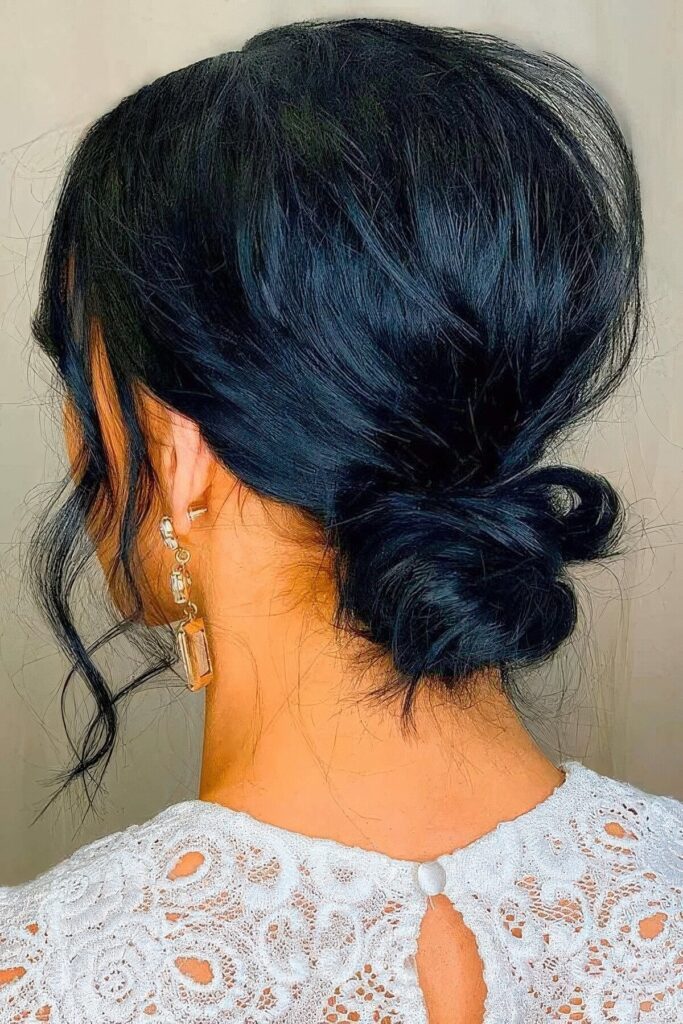 30 Easy Low Bun Hairstyles For Quick Elegance - Cafe Makeup